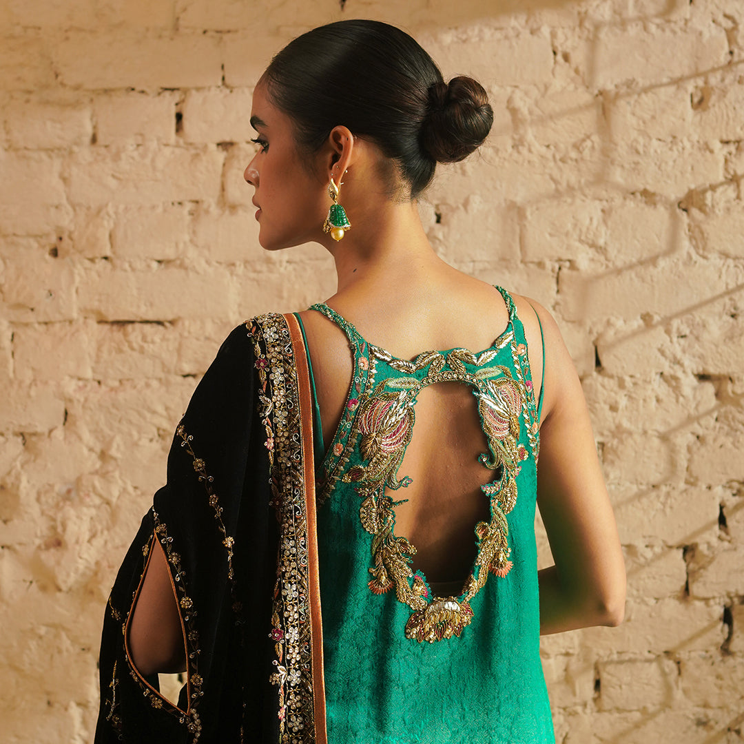 FAREENA – Aneeka Ruknuddin PK